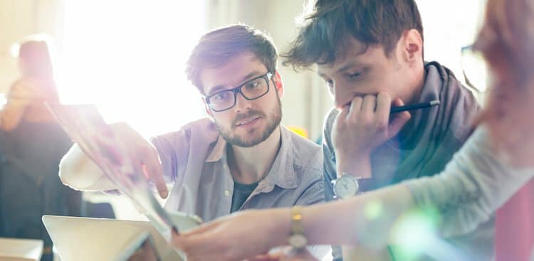 4 Reasons You're Not Getting Ahead at Work That Have Nothing to Do With ...